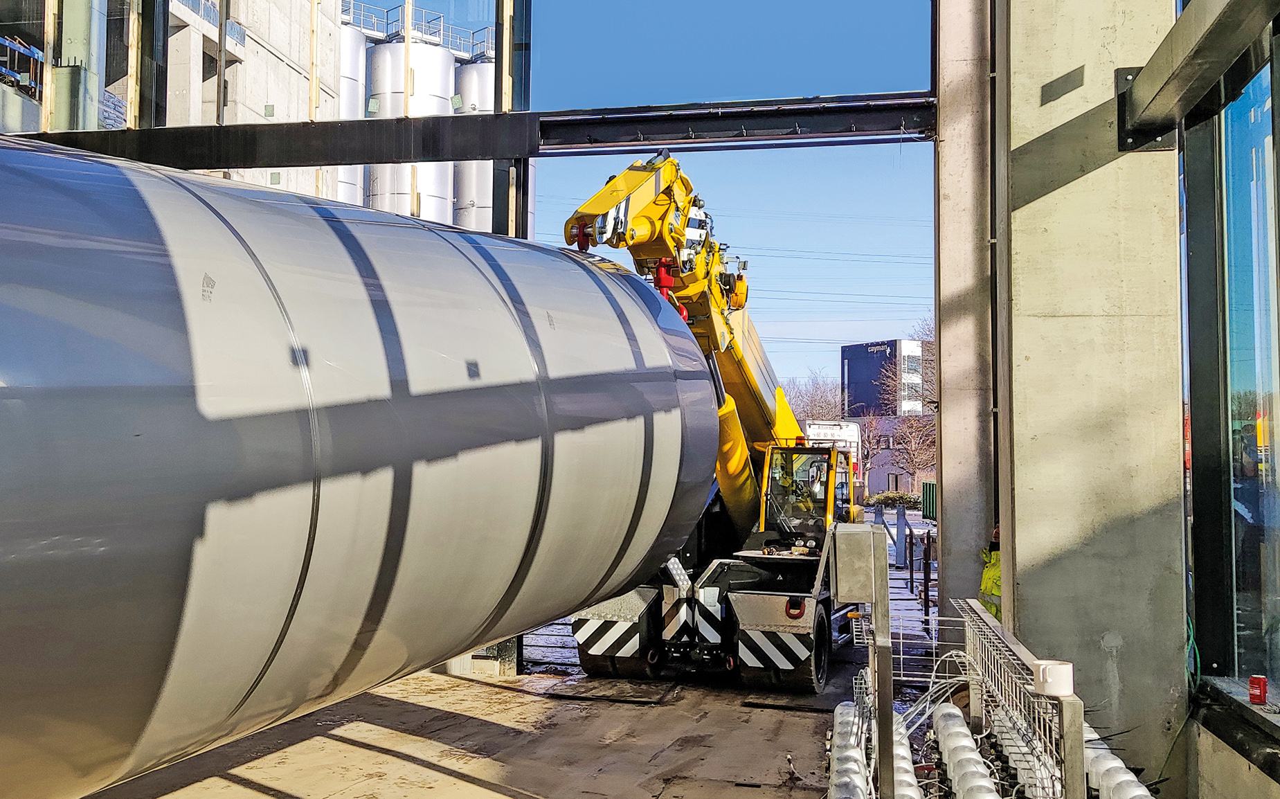 Electric Cranes for Energy and Chemistry: JMG Solutions